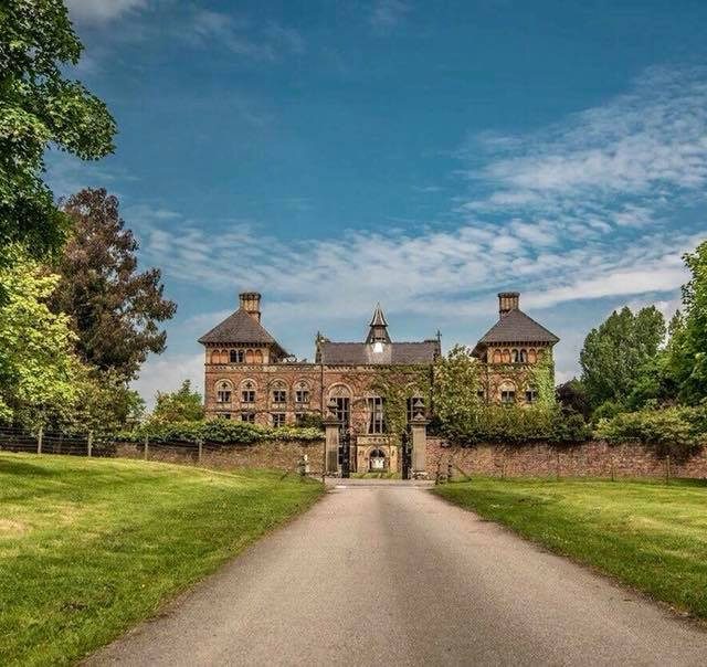 Soughton Hall Nr Chester | Wedding Venues Wales | Exclusive Weddings